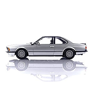 Minichamps 1982 635 CSi Silver Metallic 1/18 Diecast Model Car 155028107