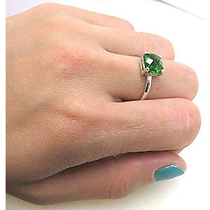 R90808G Classic Style Green Helenite Cushion Cut 8mm (1.6Ct) Sterling Silver Ring (Green, 7)