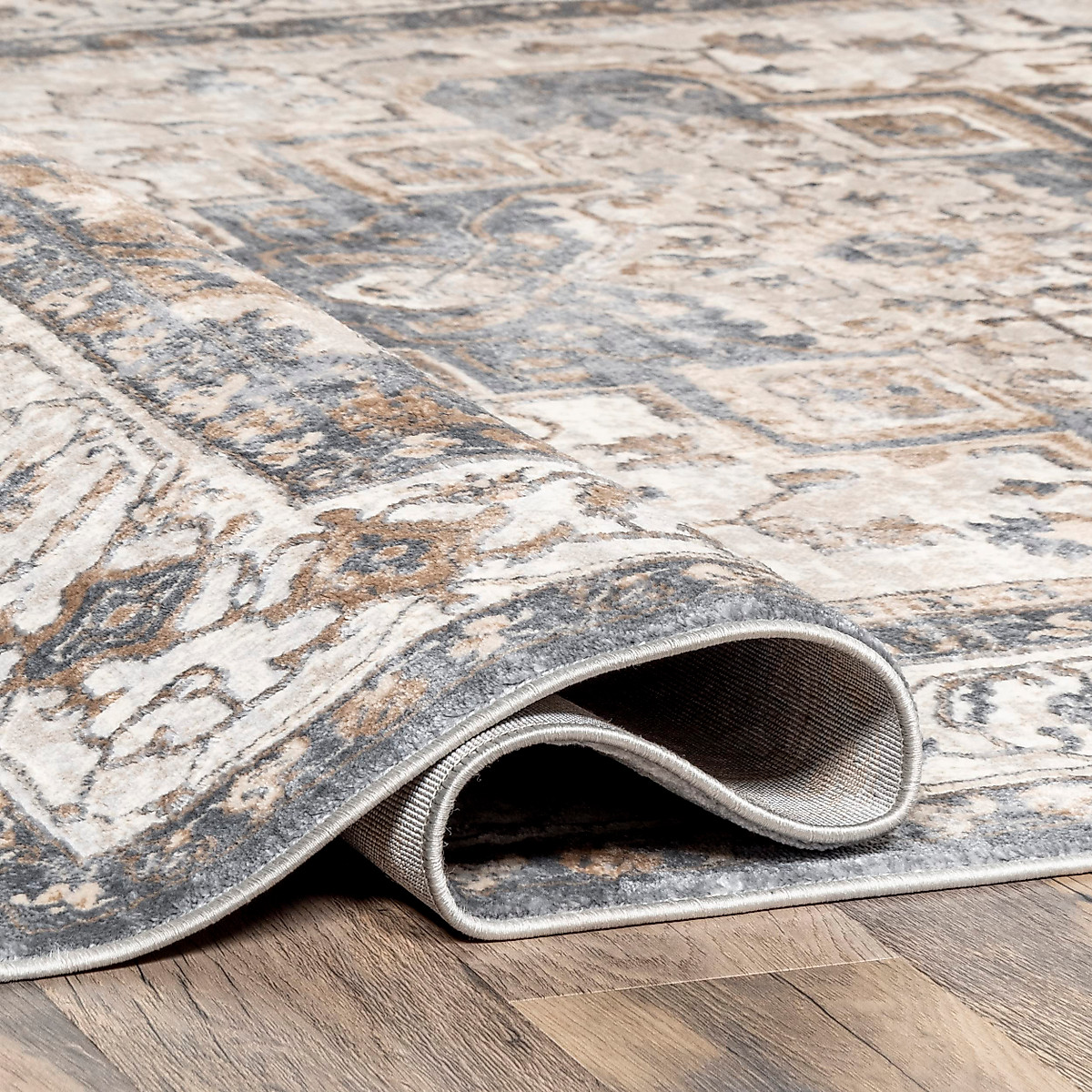 nuLOOM Sian Persian Vintage Medallion Area Rug, 5x8, Beige