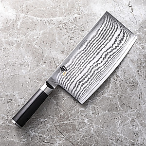 Shun Cutlery Classic Vegetable Cleaver 7”, Chinese-Style Cleaver, Ideal for Processing Large Vegetables, Authentic, Handcrafted Japanese Cleaver Knife