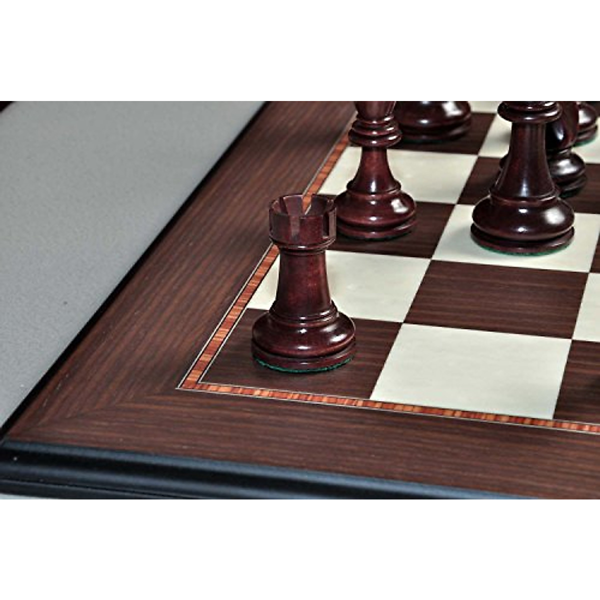 The House of Staunton The Reykjavik II Series Chess Set, Box & Board Combination - Purpleheart Gilded