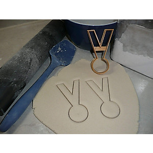 RUNNER MEDAL RUNNING AWARD RIBBON HALF MARATHON 5K 10K 15K ATHLETE COOKIE CUTTER MADE IN USA PR2893