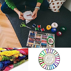 Honbay 3PCS Wooden Embroidery Floss Organizer Cross Stitch Floss Holder Wooden Board Sewing Floss Accessories with Holes for Craft DIY Sewing Storage (3 Style)