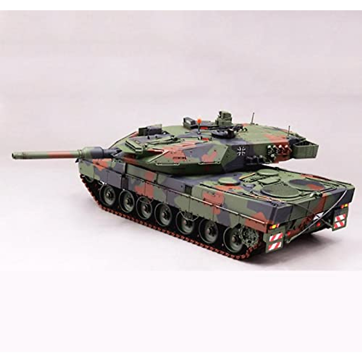 FMOCHANGMDP Tank 3D Puzzles Plastic Model Kits, 1/35 Scale Canadian Leopard C2MEXAS MBT Model, Adult Toys and Gift