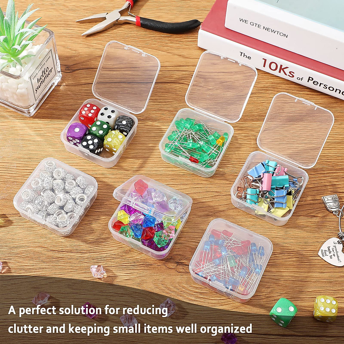 SATINIOR 300 Packs Clear Small Plastic Containers 2.12 x 2.12 x 0.8 Inches Transparent Storage Box with Hinged Lid in Bulk for Jewelry Hardware Crafts Small Items