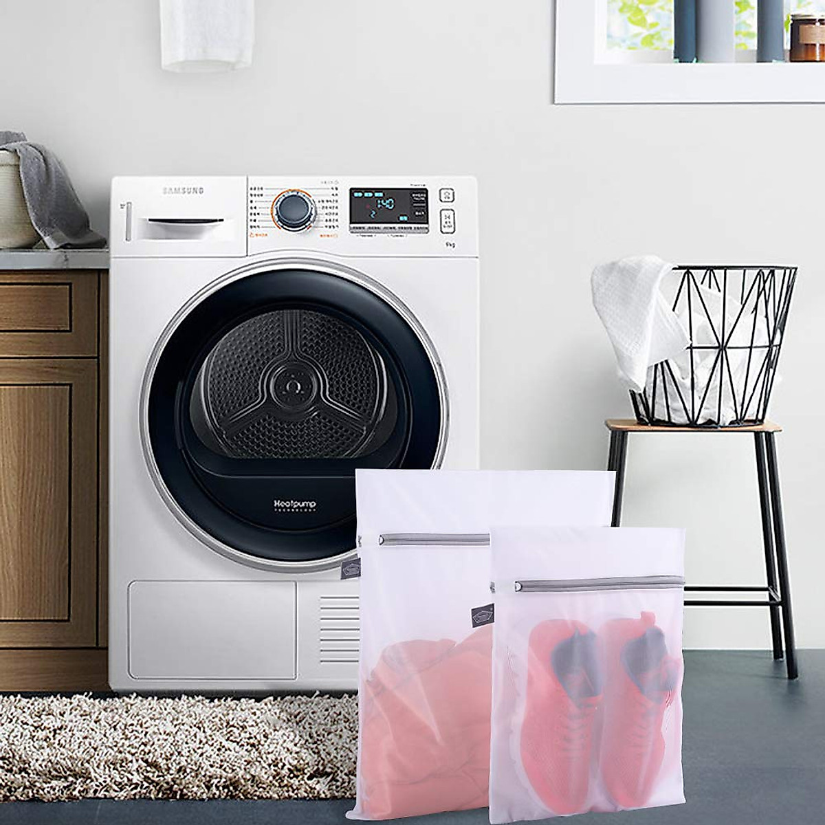 Set of 2 Delicates Laundry Bags,Durable Zipper Mesh Laundry Bag,Bra Fine Mesh Wash Bag,Keep Cloth Shape in the Washer