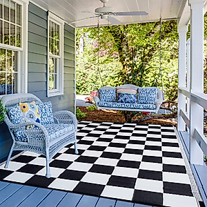 RURALITY Outdoor Rug 5x8 for Patios Clearance,Waterproof Indoor Outdoor Mats for Camping,Beach,RV,Porch,Picnic,Reversible,Black and White,Check