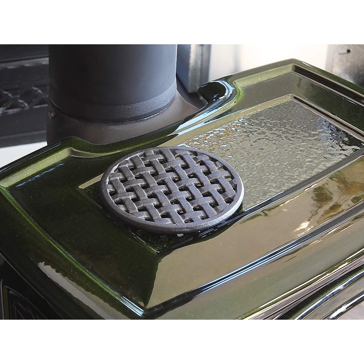 Minuteman International Round Lattice woodstove Tabletop cast Iron Trivet, Black