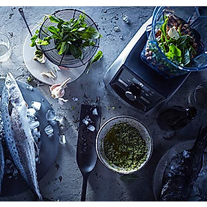 Vitamix A3500 Ascent Series Smart Blender, Professional-Grade, 64 oz. Low-Profile Container Bundle with The Vitamix Cookbook - 250 Delicious Whole Food Recipes (Brushed Stainless)