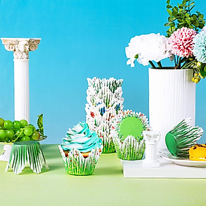 240 Pieces Cupcake Liners Petal Grass Shaped Cupcake Wrappers Grass Flower Cupcake Baking Cups Spring Themed Paper Wraps Muffin Case Trays for Mother's Father's Day, 4 x 2.4 x 2 Inch (Stylish style)