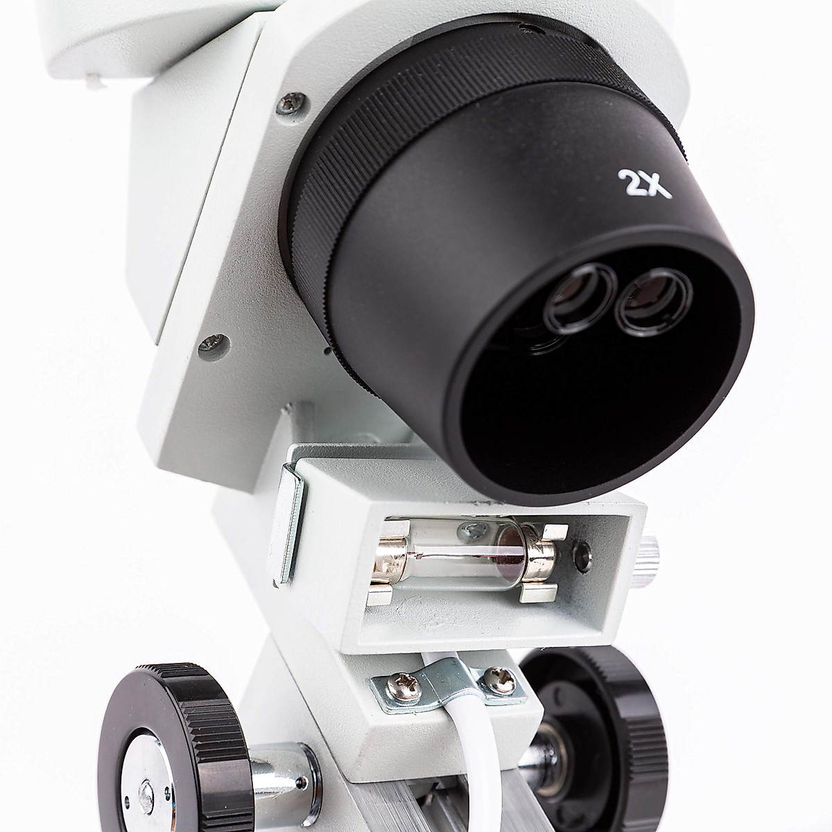 AmScope SE306R-AZ-E1 Digital Forward-Mounted Binocular Stereo Microscope, WF10x and WF20x Eyepieces, 20X/40X/80X Magnification, 2X and 4X Objectives, Upper and Lower Halogen Lighting, Reversible Black/White Stage Plate, Arm Stand, 120V, Includes 1.3MP Cam