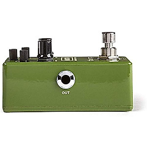 MXR M281 Thump Bass Preamp Bundle with 2 MXR Patch Cables and Power Supply M281bundle