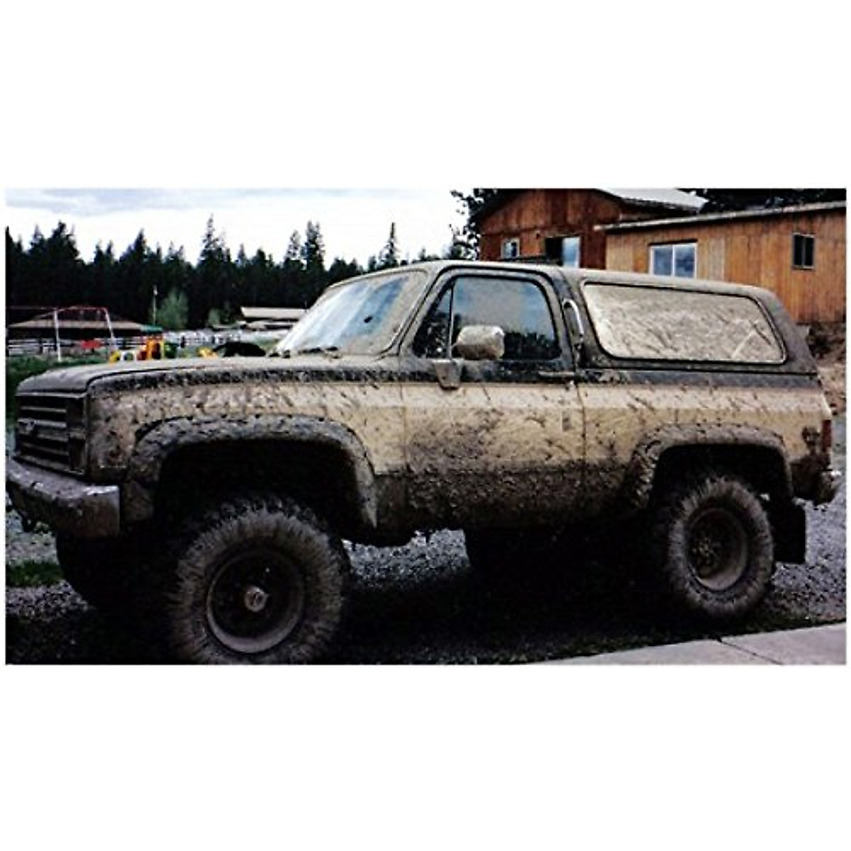 Bushwacker Cutout Pocket/Rivet Style Rear Fender Flares | 2-Piece Set, Black, Smooth Finish | 40004-11 | Fits 1973-1980 Blazer; 73-91 Jimmy; 73-87 GMC C1500; 75-80 K10/K20; 75-78 C15/R20/C25