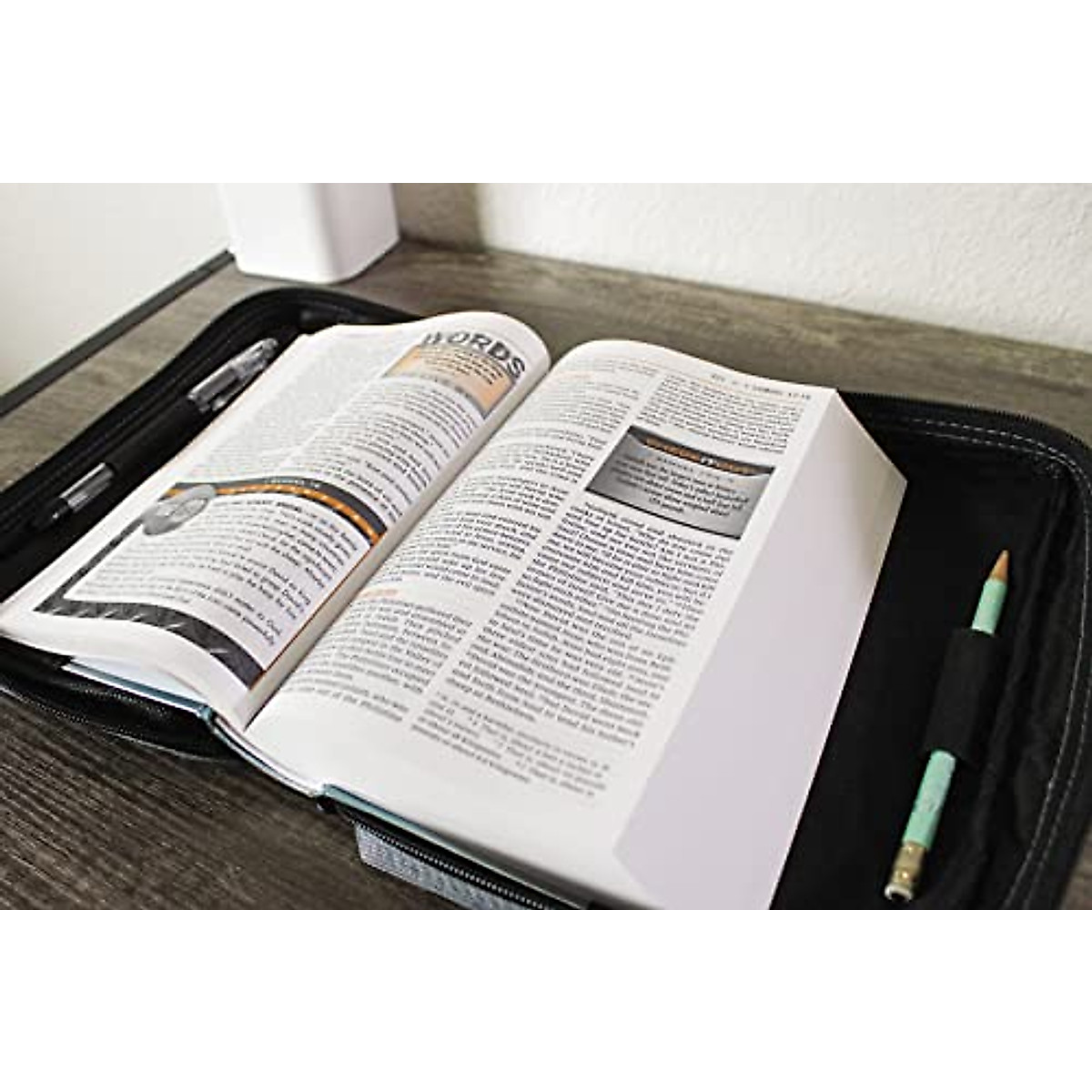 Bible Cover for Boys, Zippered, with Handle, Canvas, Gray, Medium