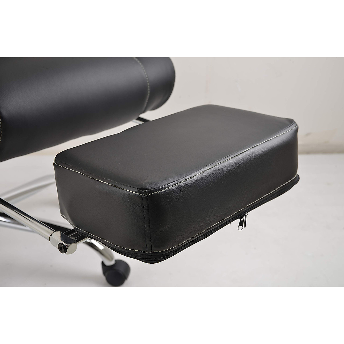 Reclining Office Chair with Footrest- High Back Napping Desk Chair Computer Chair w/Lumbar Support Armrest Adjustable Tilt Swivel Computer Gaming Chair for Home &Office