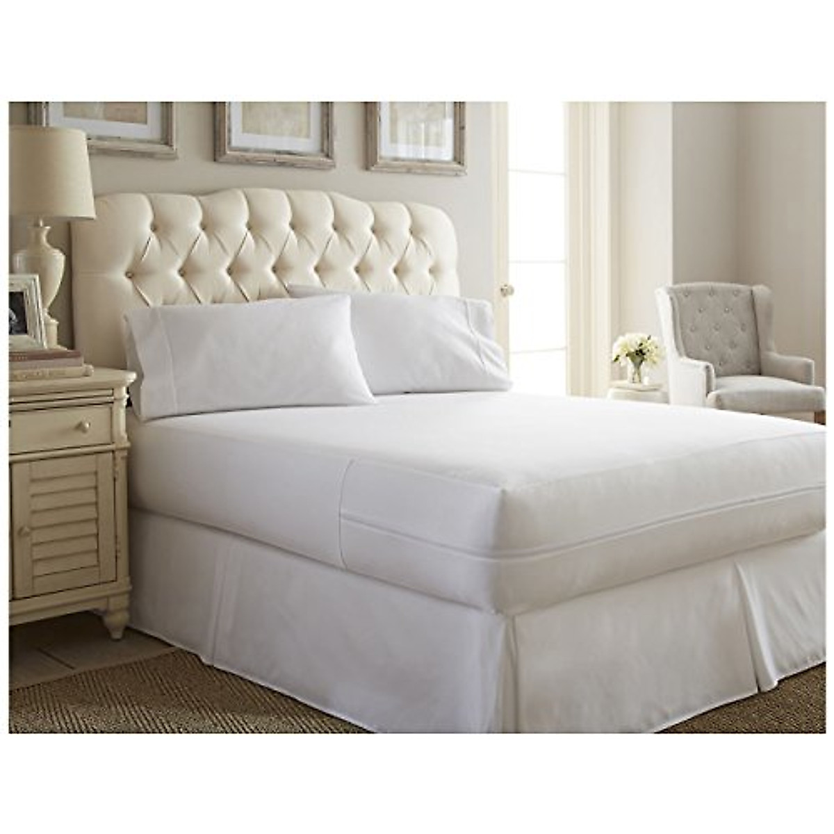 ienjoy Home Ultra Soft Paisley Patterned 4 Piece Sheet Set Home Collection Premium Bed Bug and Waterproof Zippered Mattress Protector, California King, Calking, White, IEH-Bedbug-Calking