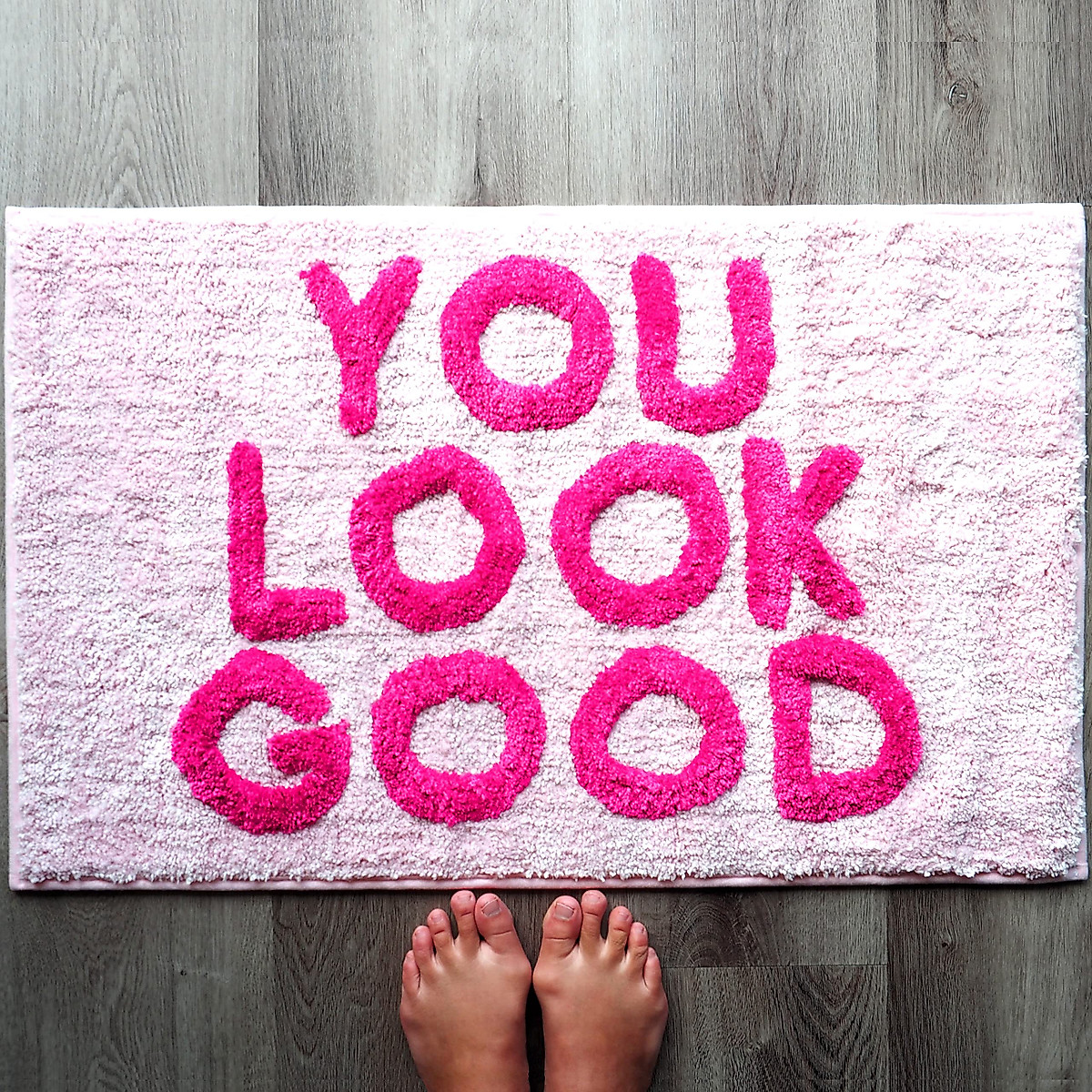You Look Good Bath Mat Funny Cute Bathroom Rugs for Girls Hello Gorgeous Beautiful Funny Shower Fun Bathroom Decor Non-Slip Washable Kids Women Light Pink Blush Hot Pink