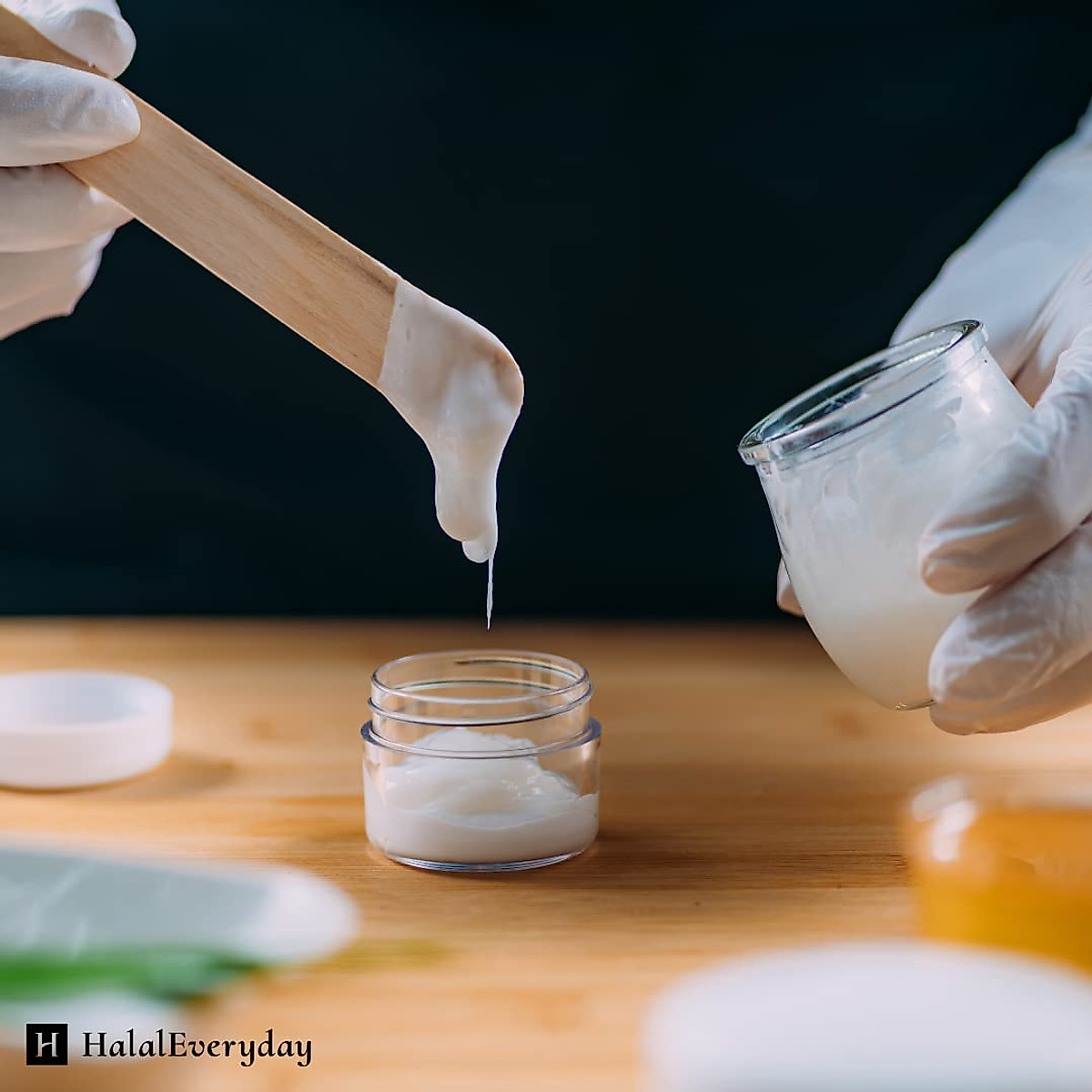 1 lb Stearic Acid White Flakes Food Grade NF/USP - Natural Preservative, thickener, emulsifier and stabilizer for Food, soap, Lotion, Cream