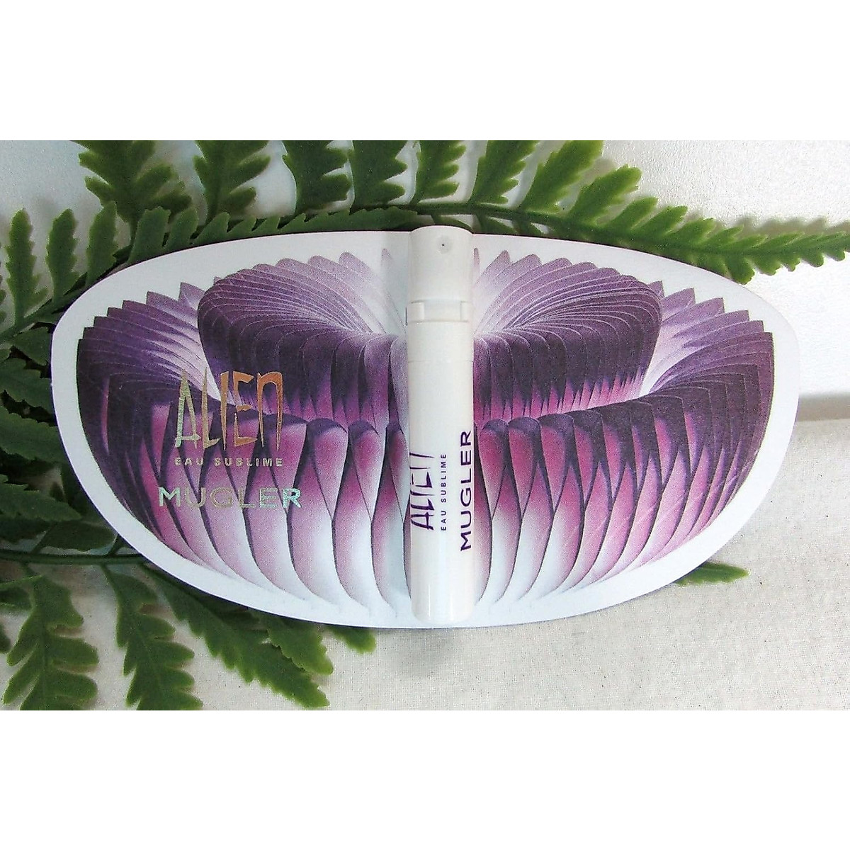 Alien Eau Sublime / Thierry Mugler EDT Spray Vial 0.04 oz (1.2 ml) (w)