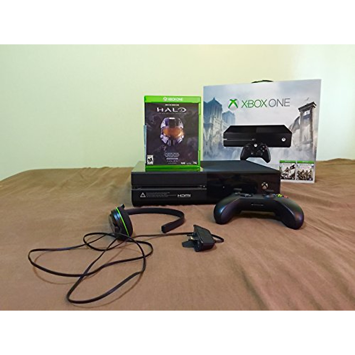 Xbox One 500GB Console - Assassin's Creed Unity Bundle