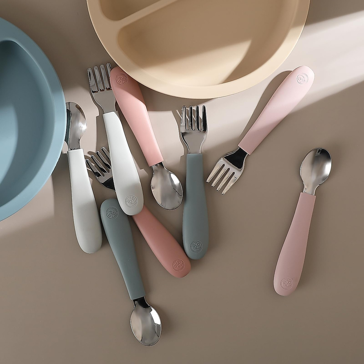 CoixFoam 8 Pieces Toddler Utensils, Toddler Safe Silverware Set With Food Grade Silicone Hanlde, 18/8 Stainless Steel, Perfect Length For New Self Feeders, Dishwasher Safe