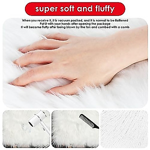 WLLHYF Faux Fur Squares Fabric, 8 Inches Area Rugs Shaggy Fur Fabric Cuts Fluffy Fur Square Patches Plush Rug Chair Cover Seat Cushion Pad for DIY Crafts Christmas Gnomes Decors (white-20x20cm)