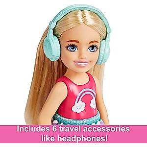 Barbie Chelsea Doll & 6 Accessories, Travel Set with Puppy, Pet Carrier & Backpack that Opens & Closes, Blonde Small Doll