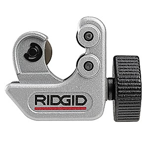 RIDGID 40617 Model 101 Close Quarters Tubing Cutter with 1/4"-1-1/8" Cutting Capacity, Silver