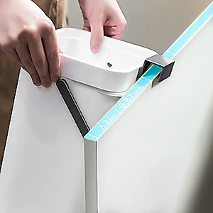 Jesintop Compost Caddy, Mini Countertop Trash Can, Compact Waste Basket Garbage Can, Compost Caddy Small Trash Bin with Lid for Desk/Office/Kitchen, 3L/0.8 Gal Series, Black