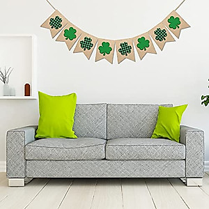 Whaline St. Patrick's Day Banner Green Plaid Shamrock Burlap Banner Pre-Assembled Plaid Shamrock Bunting Garland Sign for Irish Holiday Party Supplies Home Decoration