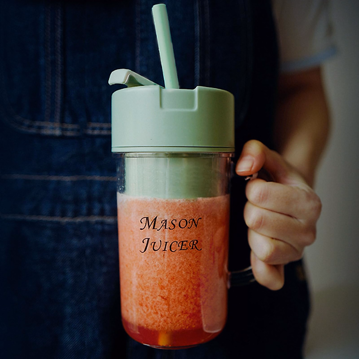 Mason Juicer Blender, Portable Mason Juicer Blender, Mason Jar Blender, Mason Jar Juicer, Glass Mason Jar with Plastic Mixer Mini Juicer Blender Set, Single Blender for Shakes and Smoothies (1pcs)