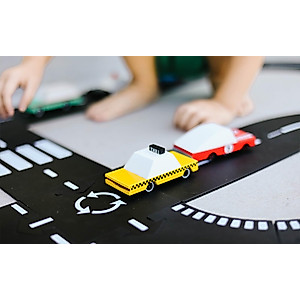 CANDYCAR® Wooden Diecast Collection - Yellow Taxi, Premium Handcrafted Beech Wood Toy Car