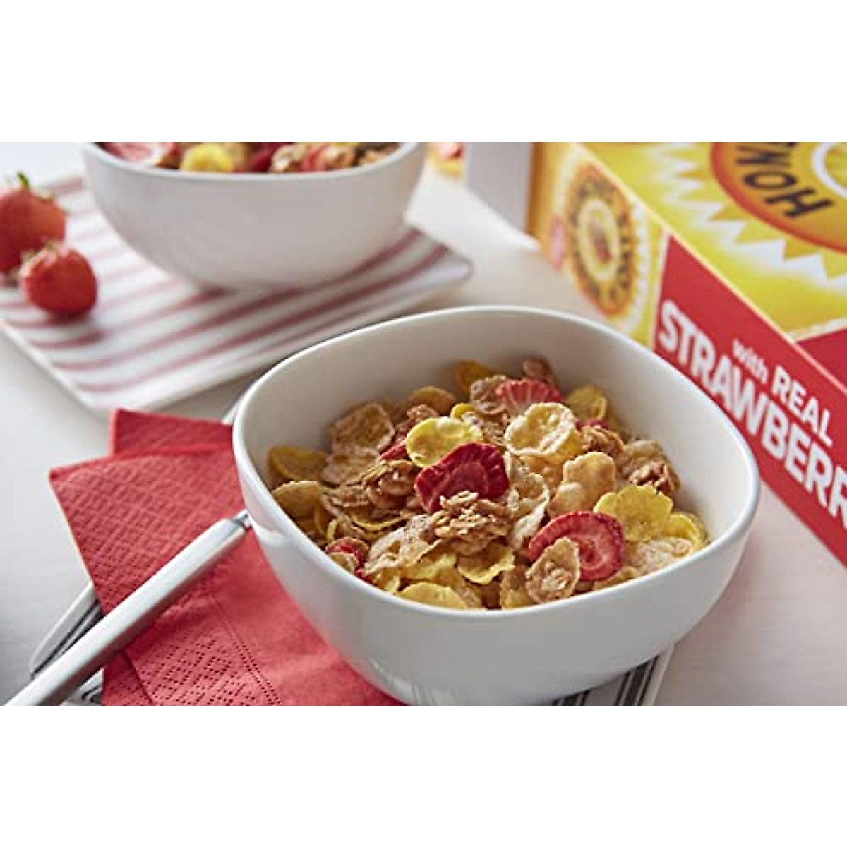 Honey Bunches of Oats with Strawberries Breakfast Cereal, Strawberry Cereal with Oats and Granola Clusters, 11 OZ Box