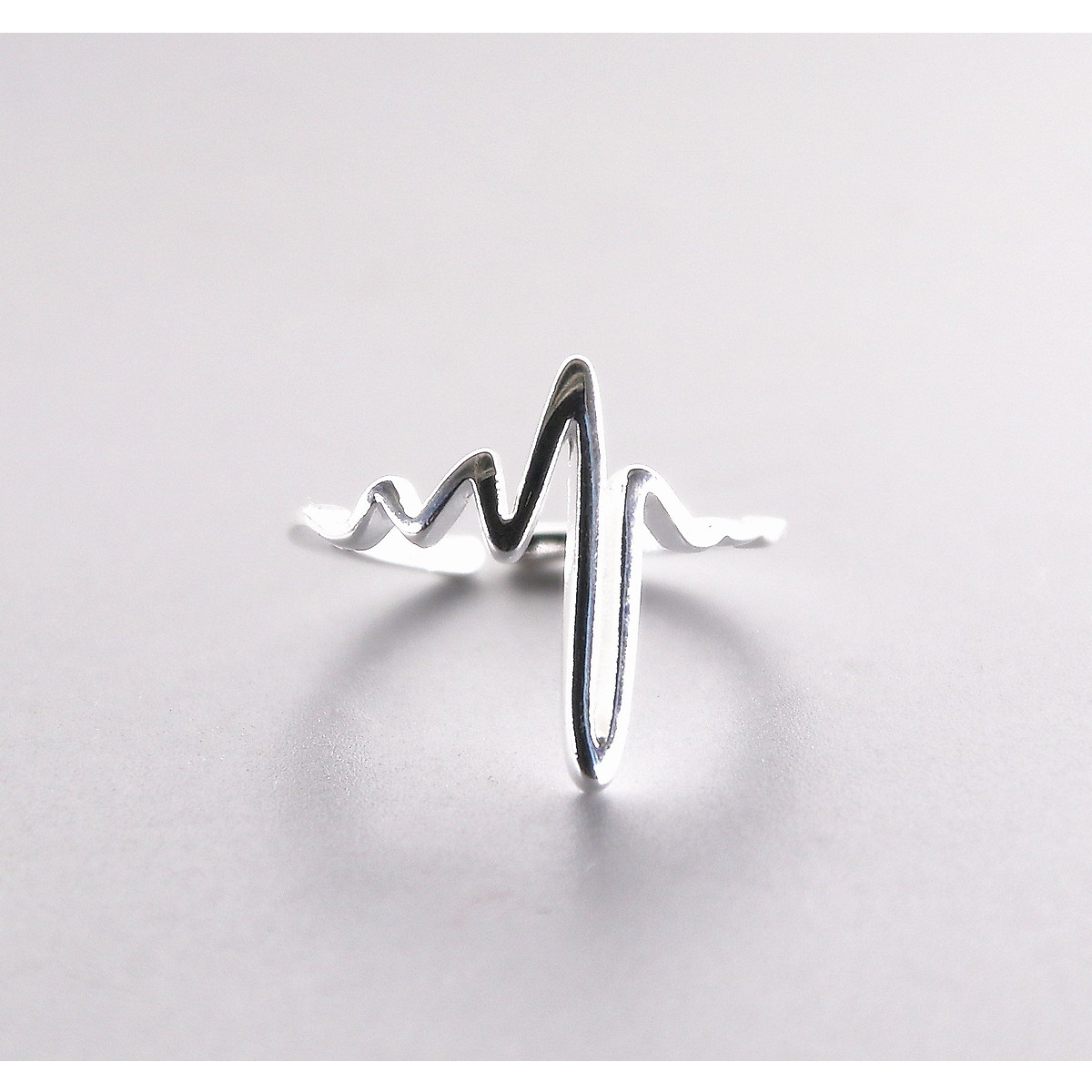 Helen de Lete Innovative Heart Beat Sterling Silver Open Ring