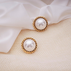 Mierfyni Pearl Stud Earrings, Gold Pearl Earrings Studs, Faux Pearl Earrings for Women Gold Plated 18K, Big Gold Stud Earrings Mabe Pearl Button with Gold Twist Trim