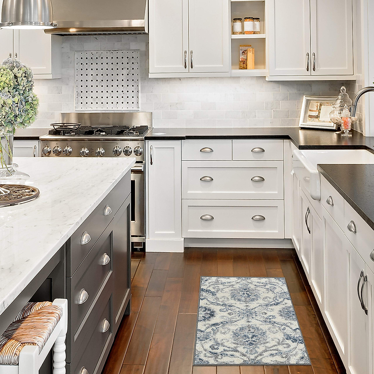 Maples Rugs Blooming Damask Rug, 1 ft 8 in x 2 ft 10 in, Grey/Blue