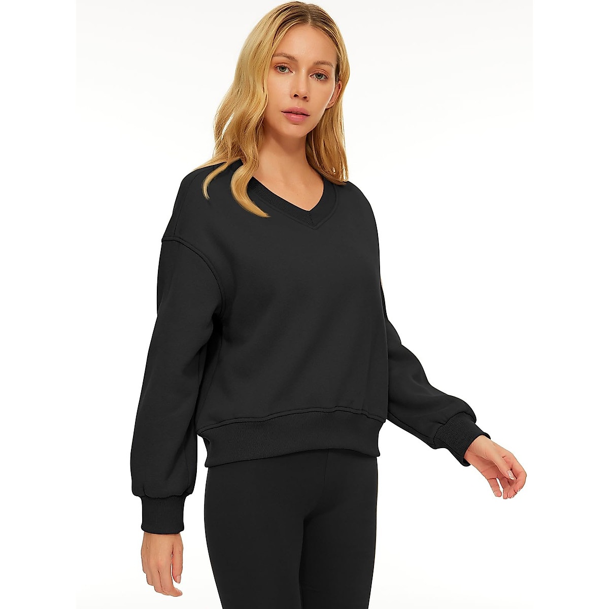 AUTOMET Womens Cropped Sweatshirts Pullover Fleece Crop Sweaters Fall Fashion Outfits Clothes 2025 Black M