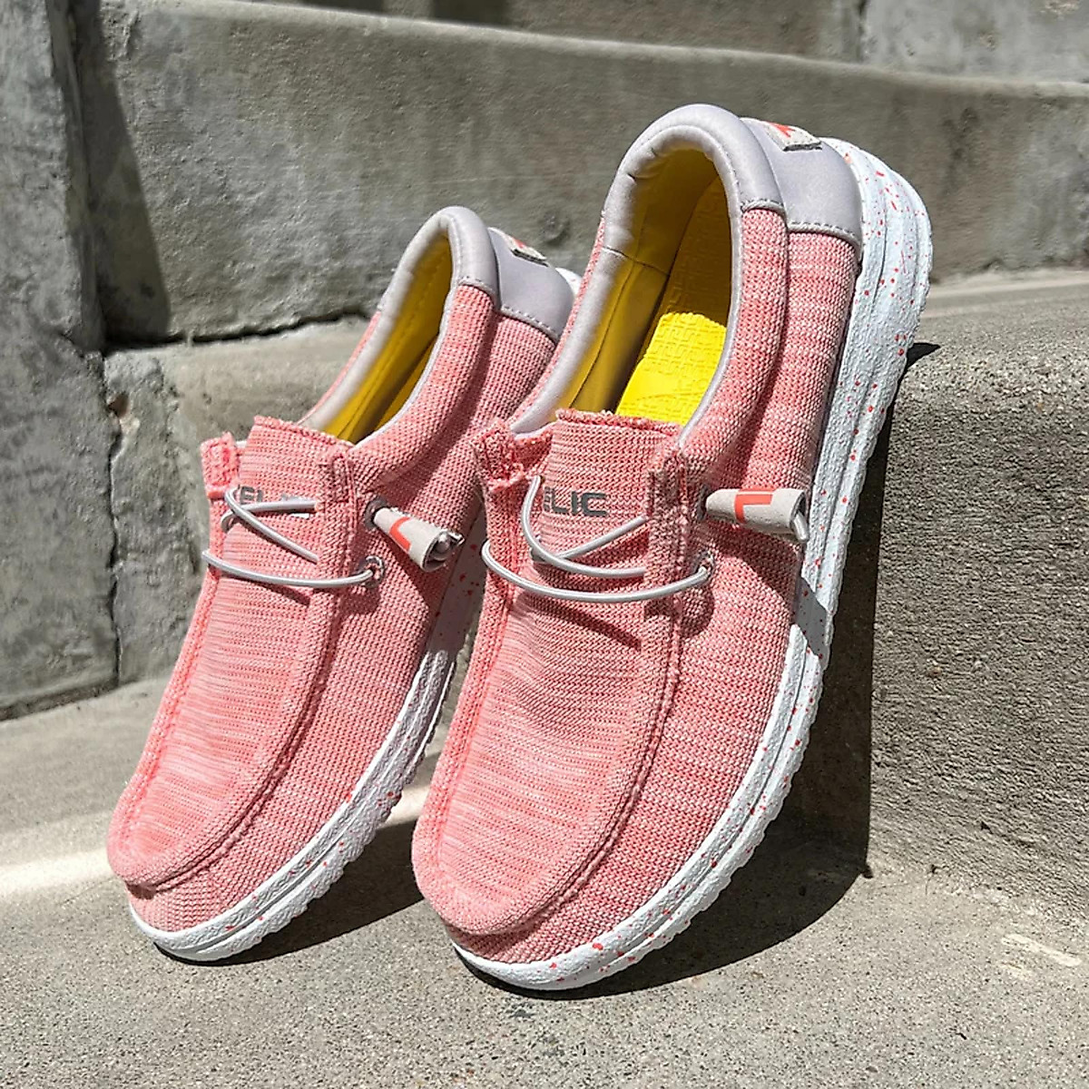 TELIC Women's Wave Slip-On Shoes, Coral Reef, Size 11