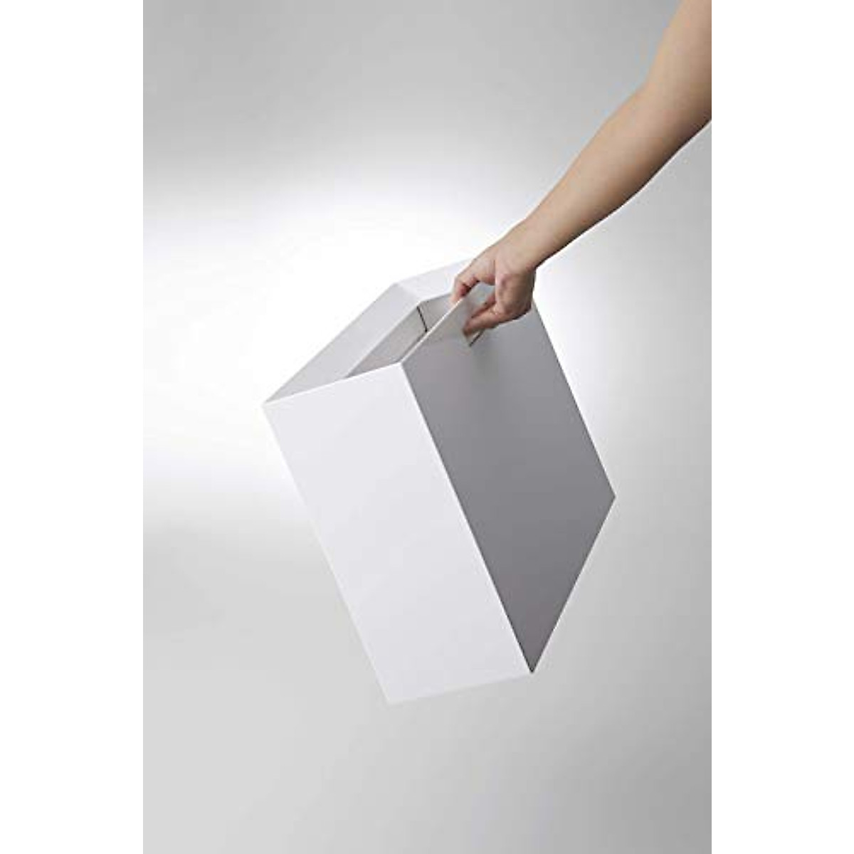 Yamazaki Home Modern Garbage Waste Basket with Handle | Plastic | Trash Can, One Size, White