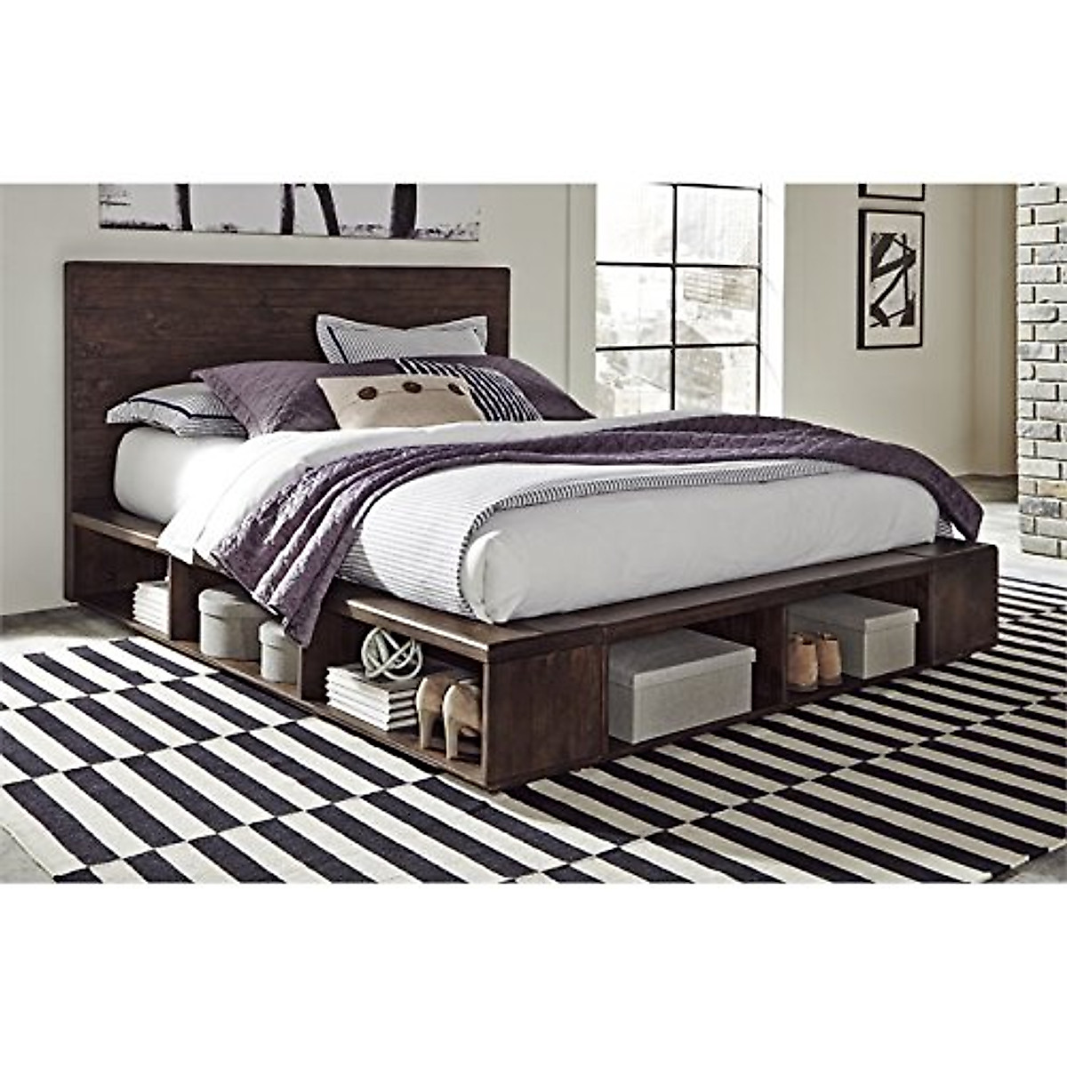 Bowery Hill Traditional Wood California King Platform Storage Bed in Chocolate