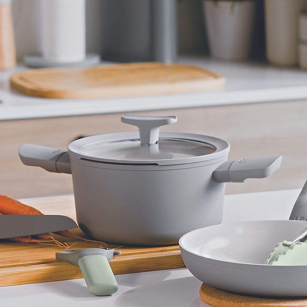 BergHOFF Balance Non-stick Ceramic Stockpot 8", 3.3qt., Multifunctional Glass Lid, Recycled Aluminum, CeraGreen Non-toxic Coating, Stay-cool Handle, Induction Pan, For Stew Soup Steam, Moonmist