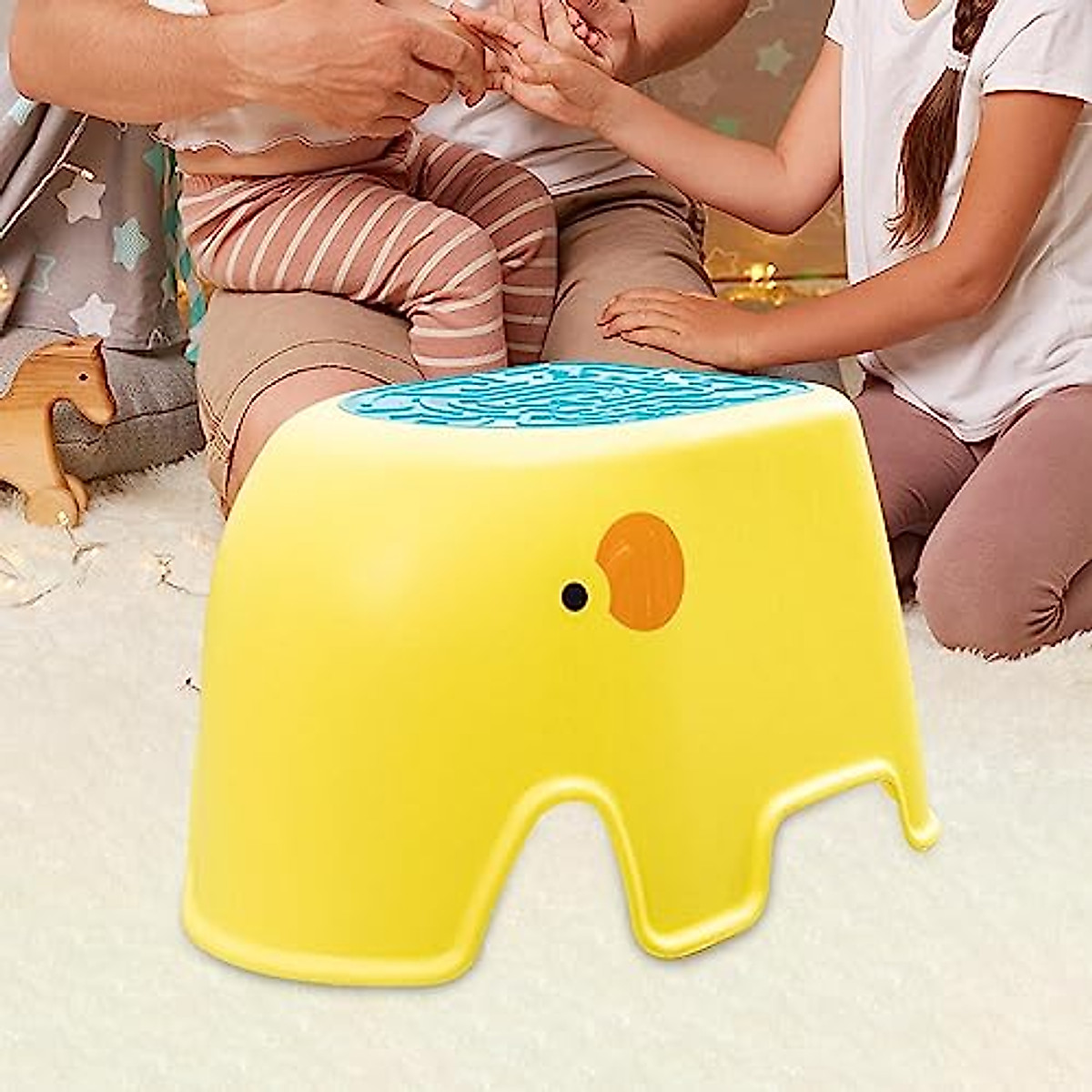 ＫＬＫＣＭＳ Kids Step Stool Toddler Step Stool,Multifunctional,Non Slip,Elephant Shaped,Durable Bathroom Step Stool Poop Stools for Kitchen,Bathroom, Yellow