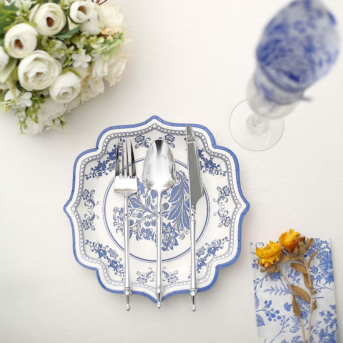 Tableclothsfactory 25 Pack | 8" White/Blue Chinoiserie Floral Print Paper Dessert Plates with Scalloped Rims, Disposable Salad Appetizer Plates - 300 GSM