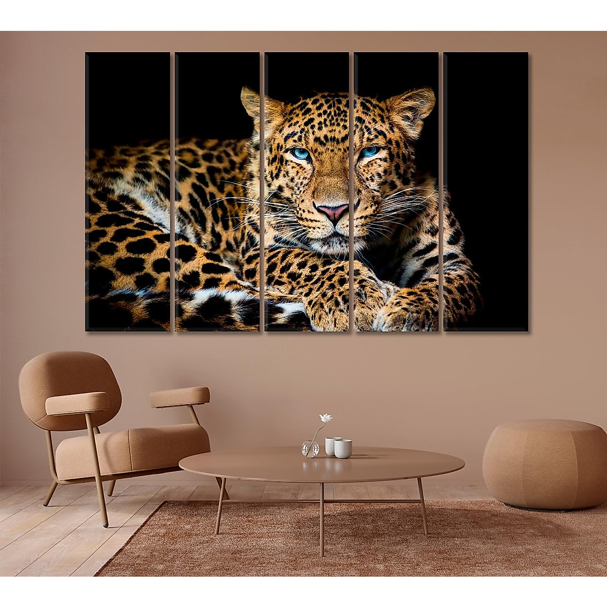 Northern Chinese Leopard with Extraordinary Blue Eyes Canvas Print 5 Panels / 36x24 inches