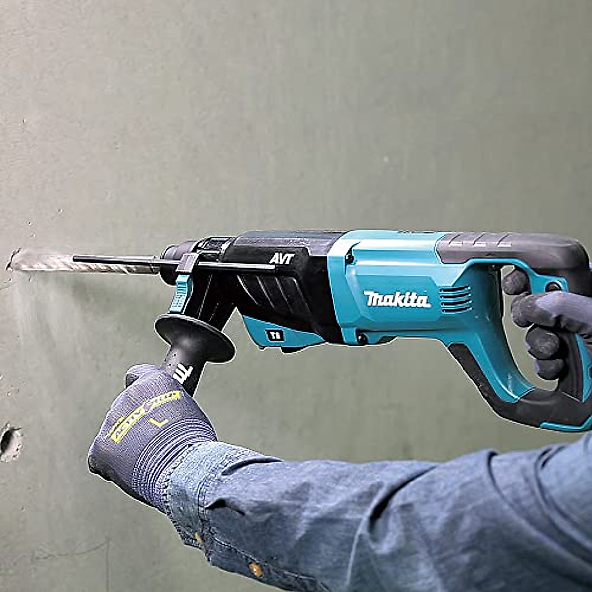 Makita HR2641 1" AVT Rotary Hammer, Accepts Sds-Plus Bits (D-Handle)