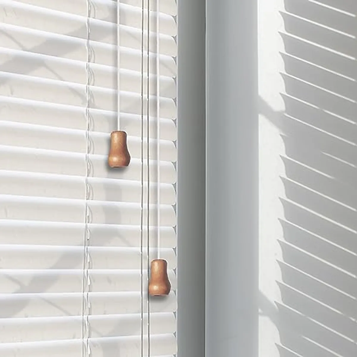 jijAcraft 110 Yards White Nylon Cord, 0.8mm White Braided Lift Shade Cord, Braided Nylon Wind Chime String Cord for Blind Shade, Gardening Plant, Bracelet Making, DIY Crafts