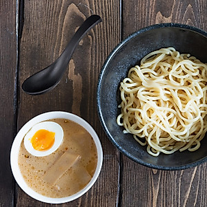 Needzo Melamine Soup Spoon and Pho Large Bowl for Salad Rice or Desserts, Black Durable Kitchen Dish, Dishwasher Safe Utensils