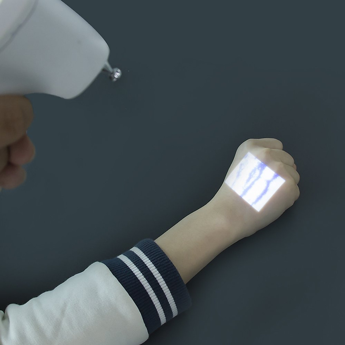 Portable Vein Finder Easy to detect Vein Location Convenient for Vein Injection BVF263 Vein viewer