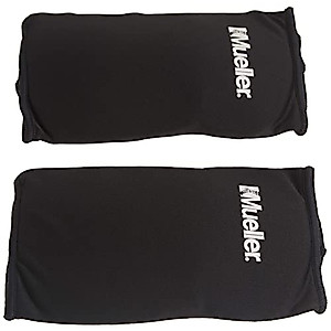 MUELLER Sports Medicine Multi-Sport Knee Pads, For Men and Women, Black, One Size Fits Most, 1 Pair