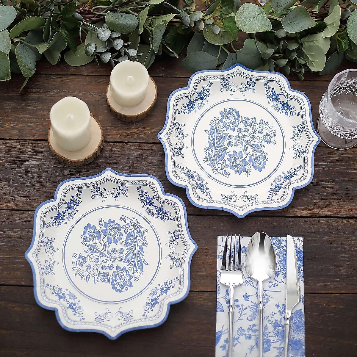 Tableclothsfactory 25 Pack | 8" White/Blue Chinoiserie Floral Print Paper Dessert Plates with Scalloped Rims, Disposable Salad Appetizer Plates - 300 GSM